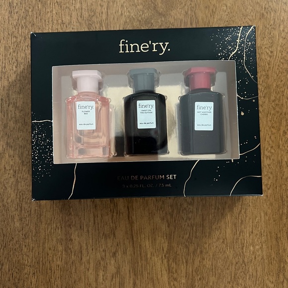 Other | Finery Eau De Parfum Set | Poshmark
